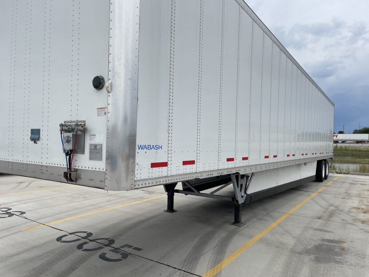 Trailer Leasing and Rentals in St. Louis, MO. - River Roads Sales & Leasing